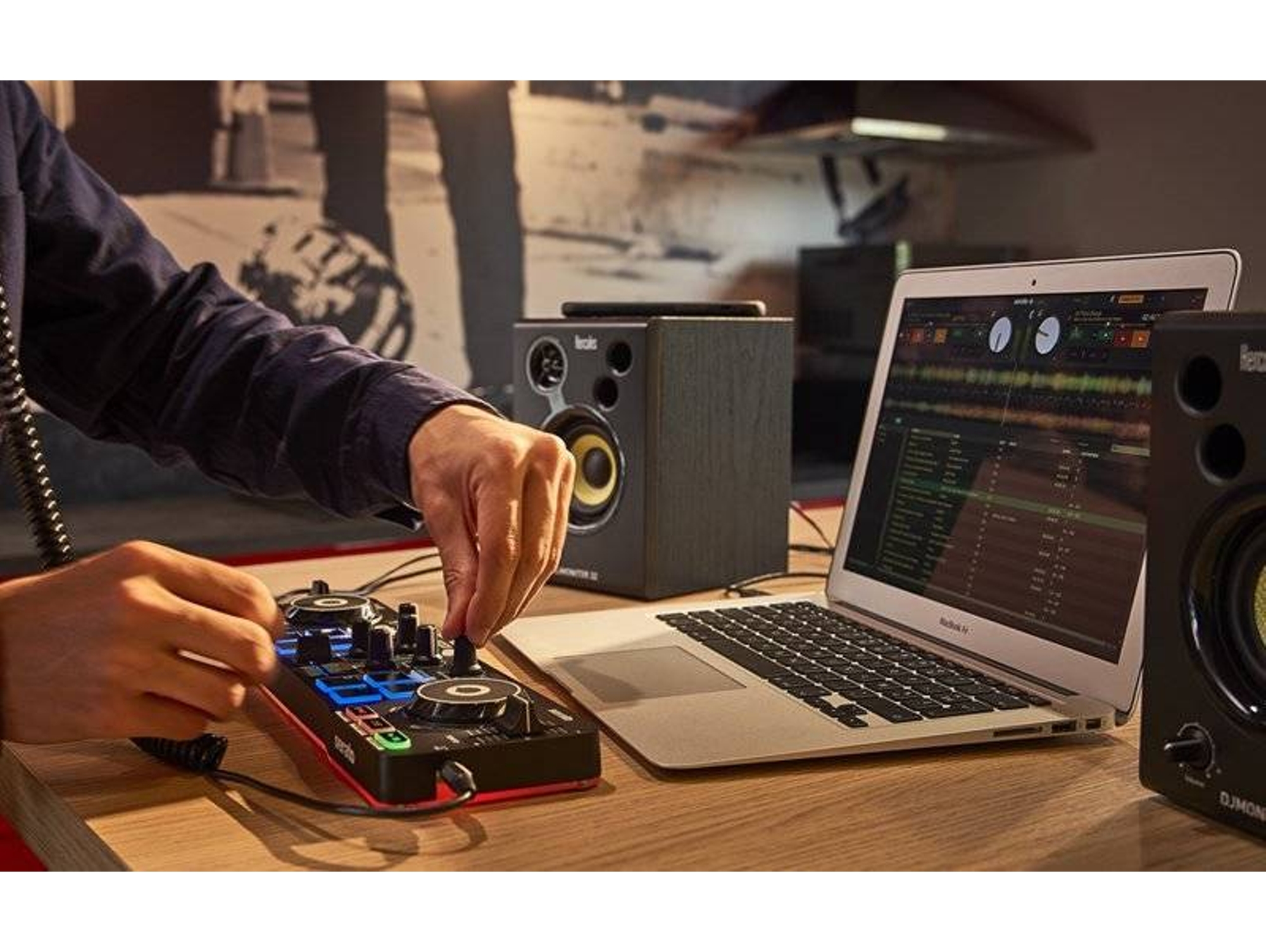 Controlador DJ HERCULES Starlight | Worten.es